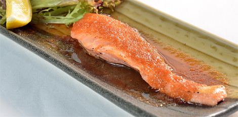 Teppanyaki Salmon Kozan Recipe | Kozan Teppan-yaki | Shangri-La's Rasa ...